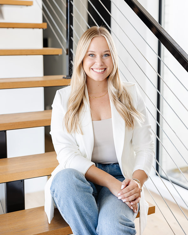 About Us - Creative Design